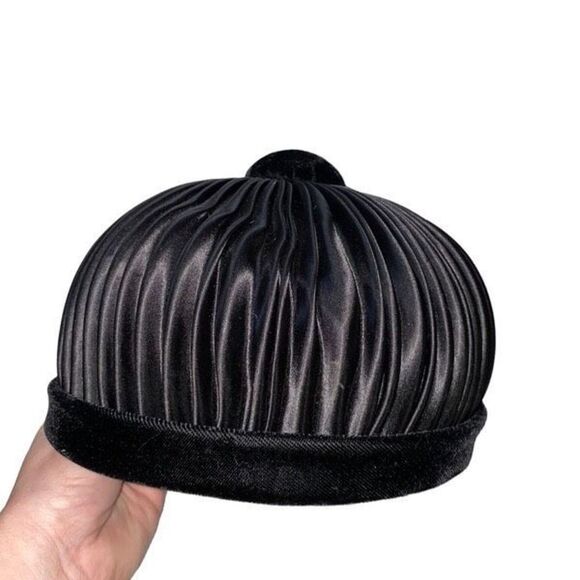 Vintage | Accessories | Vintage Black Truffle Bon Bon Style Hat Union ...